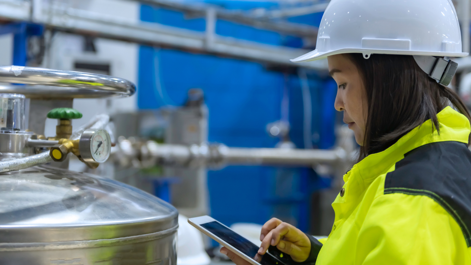 Intrinsically safe Ex calibrators for hazardous areas | Beamex